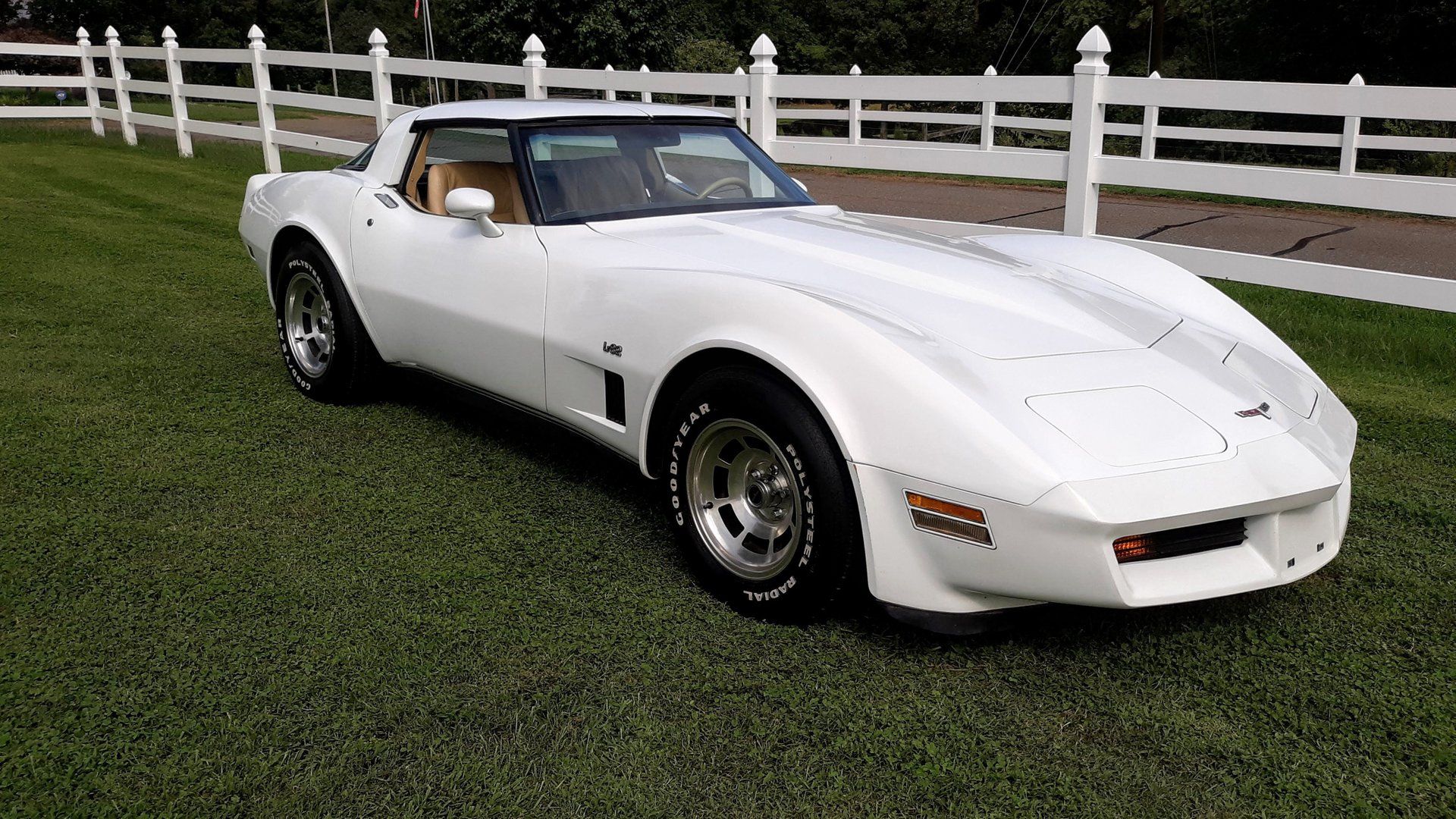1980 Chevrolet Corvette | Overview, Specs, Performance, OEM Data