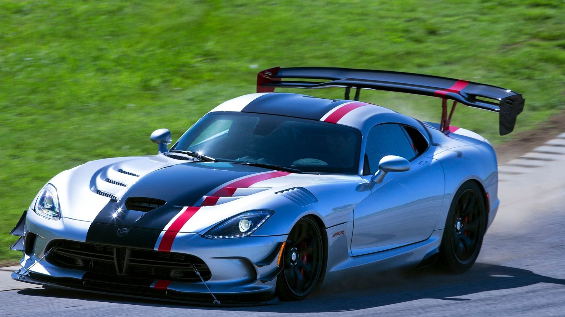 Even In Death The Dodge Viper Is Still Moving New Cars