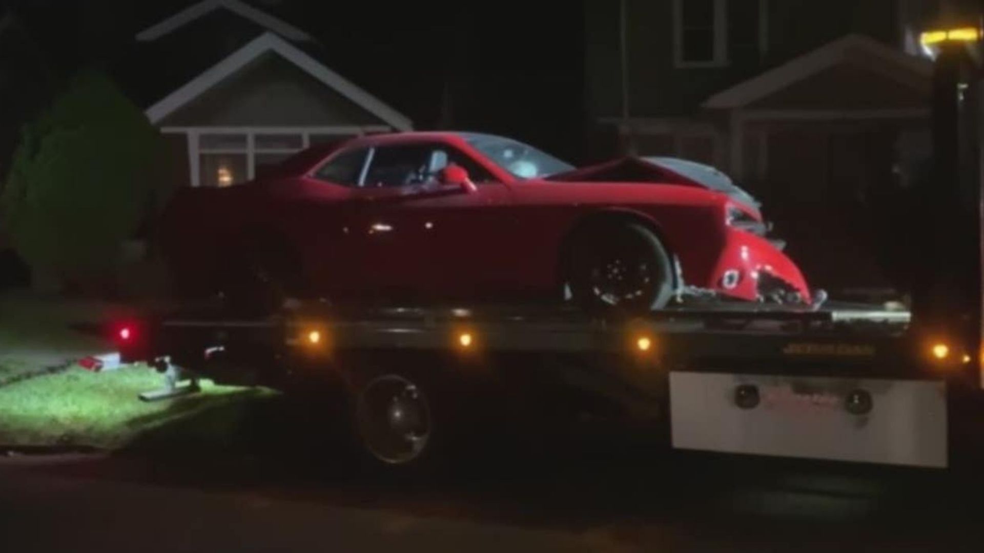 Detroit Police Officer Crashes Stolen Dodge Challenger