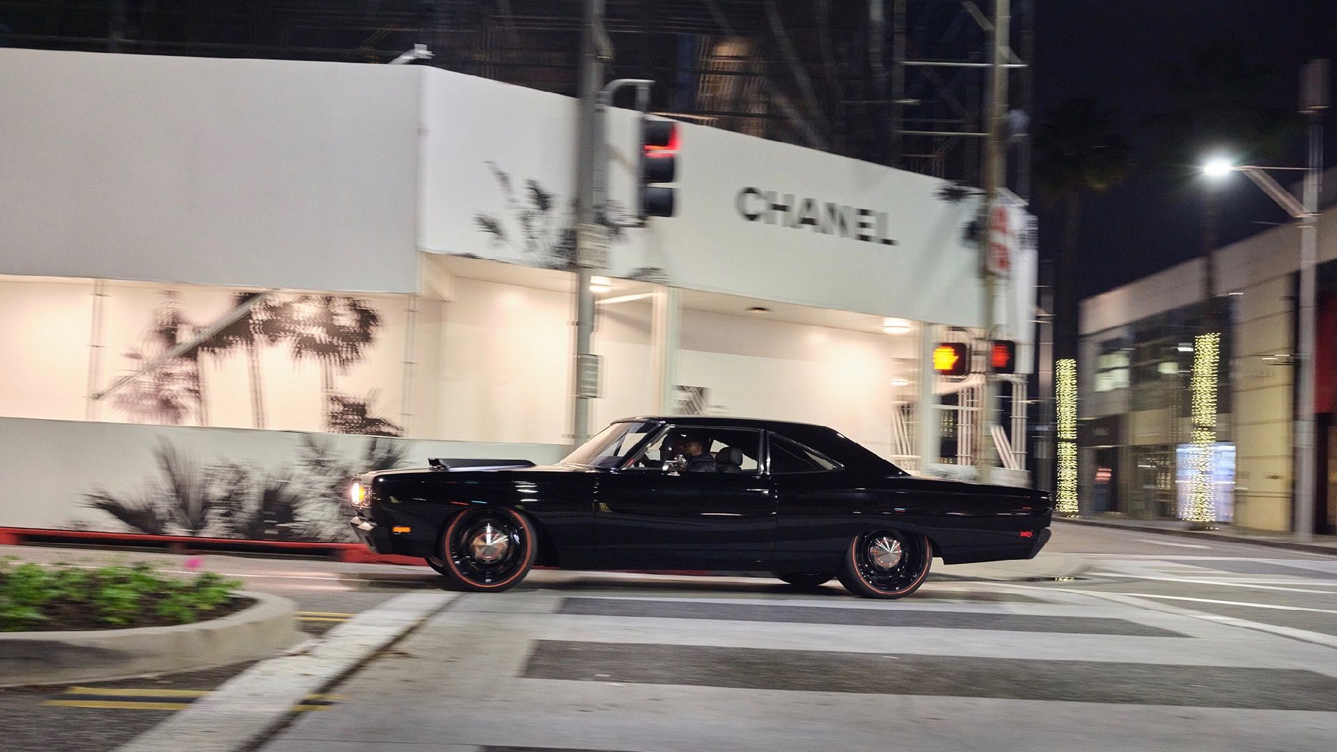 Kevin Hart’s ‘Micheal Meyers’ Road Runner Hellephant Is Out Of Control ...