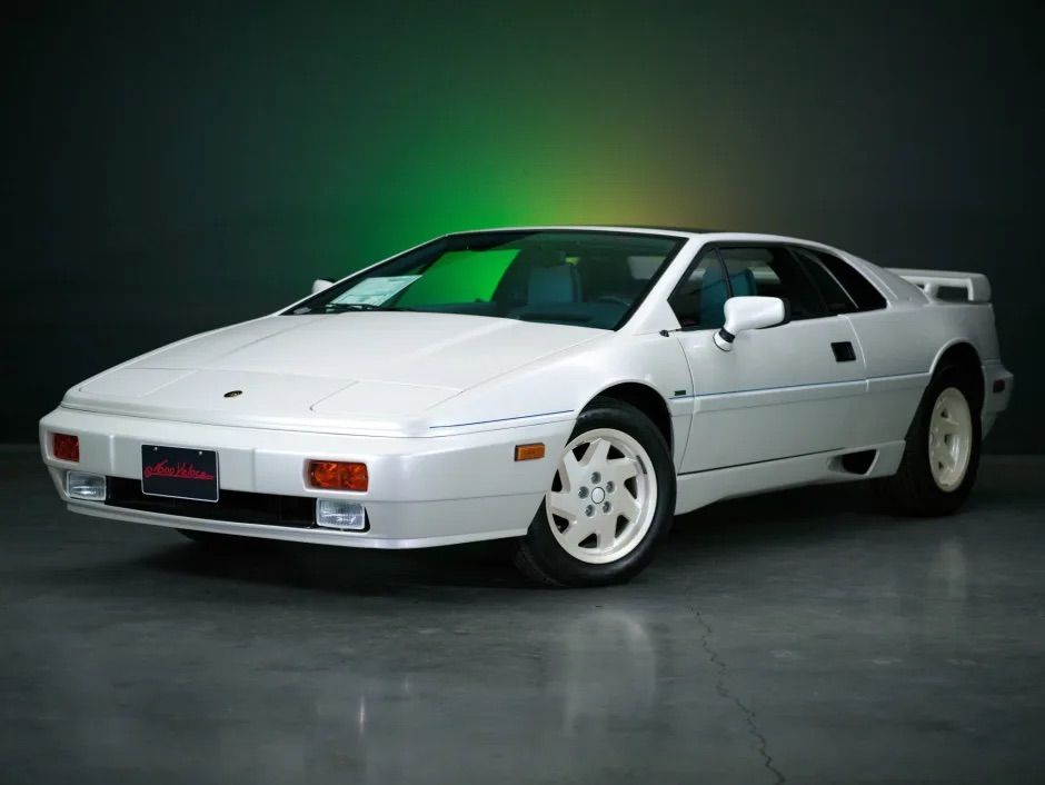 1988 Lotus Esprit Turbo Is An Unexpected Legend
