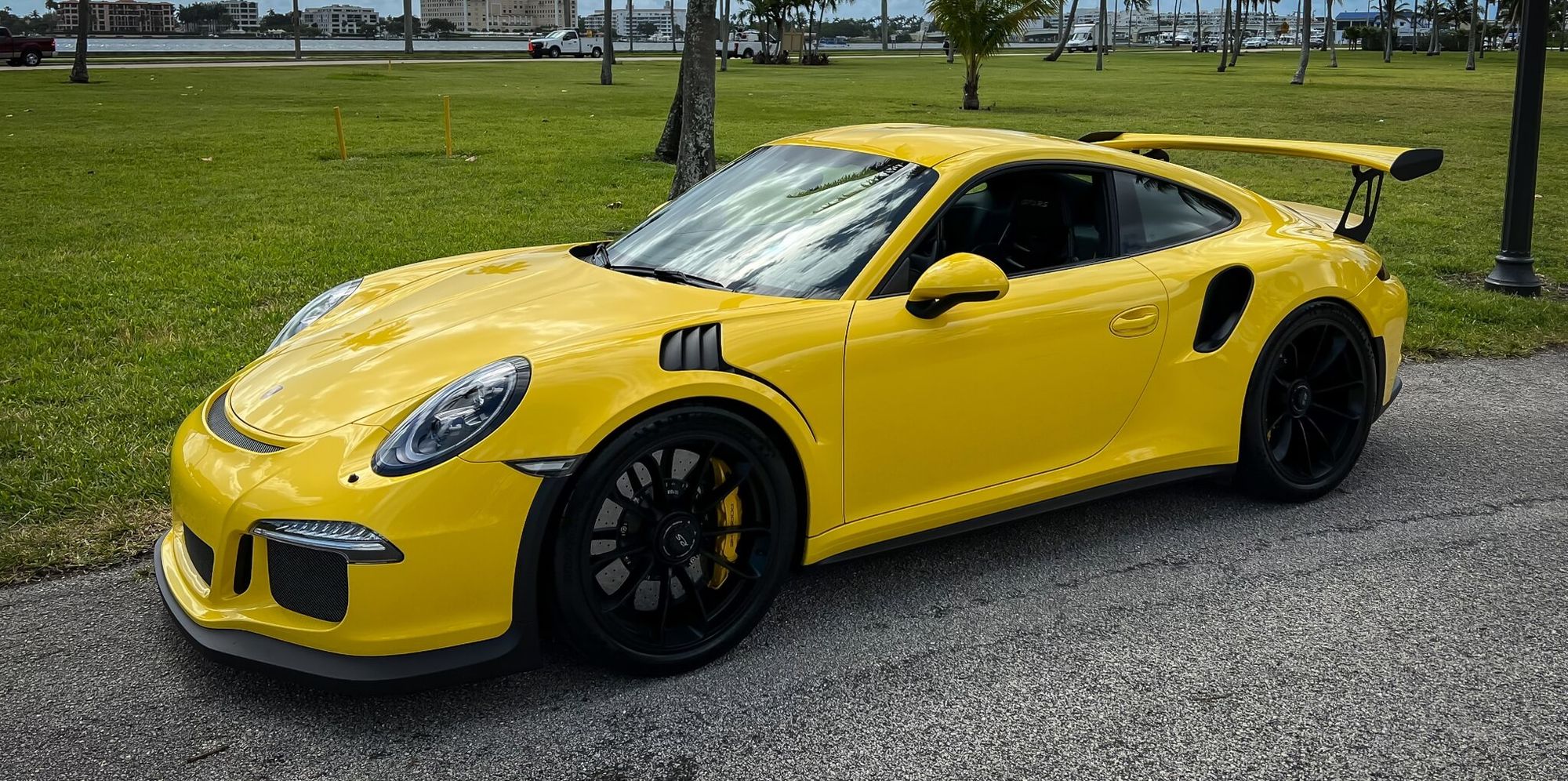 PCarmarket Selling Unique Racing Yellow 911 GT3 RS