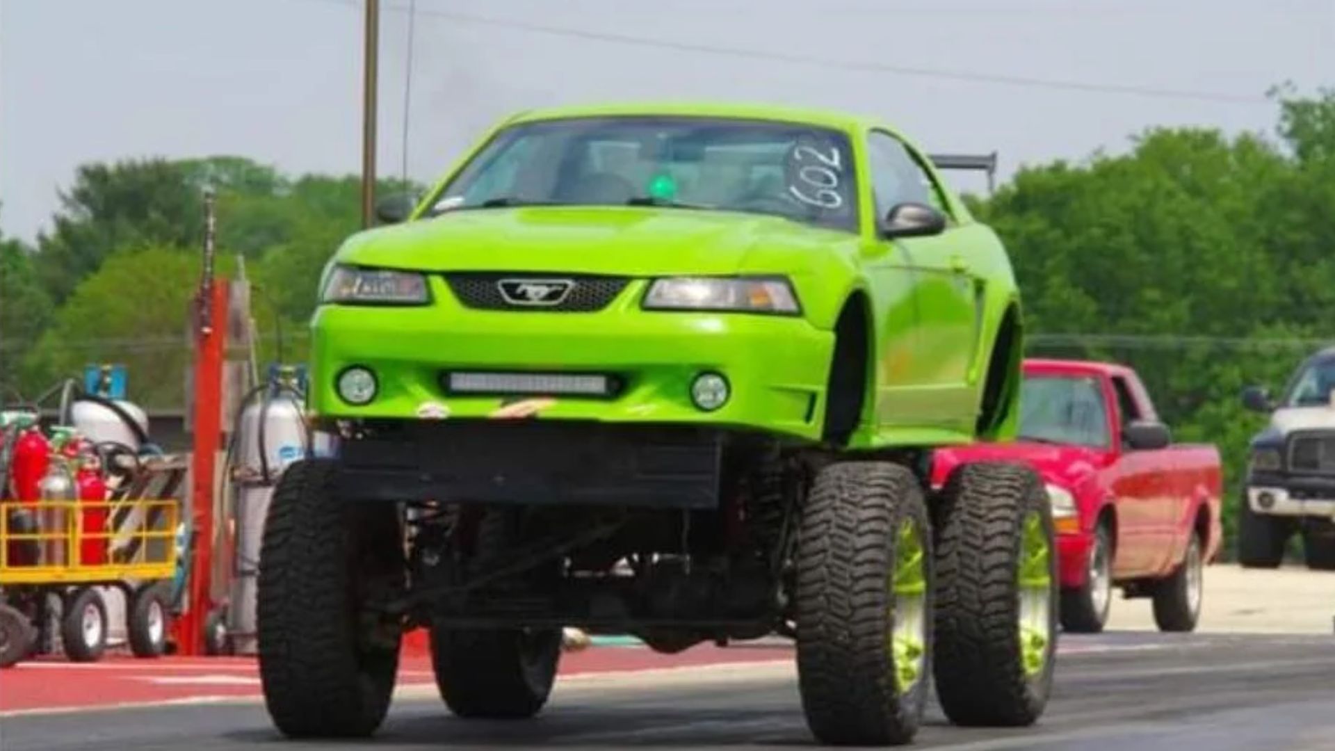 Monster Truck Mustang