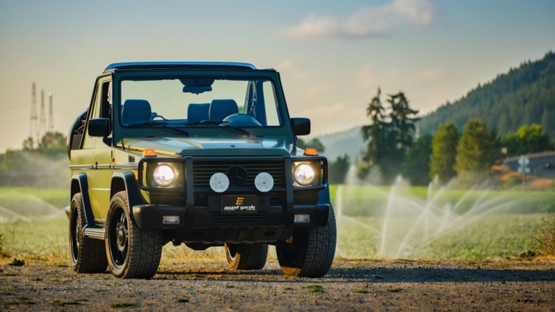 Off-Road In Mercedes Luxury In This G500