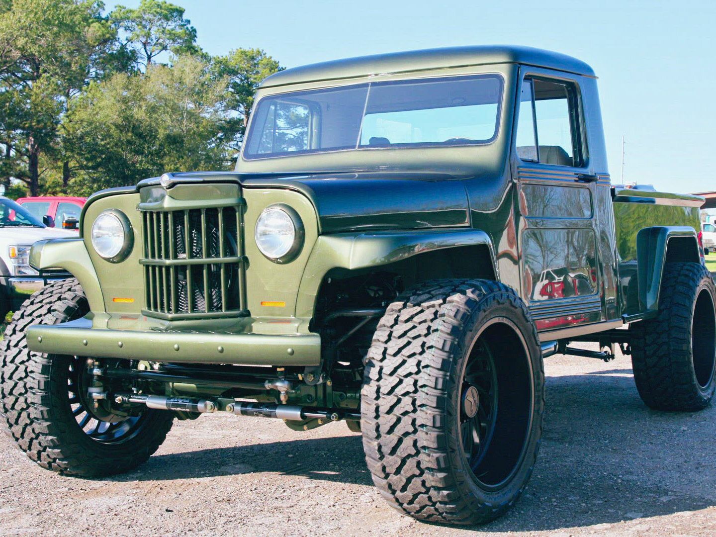 Willys Jeep Restomod Sports F-250 Axles And Hellcat Engine