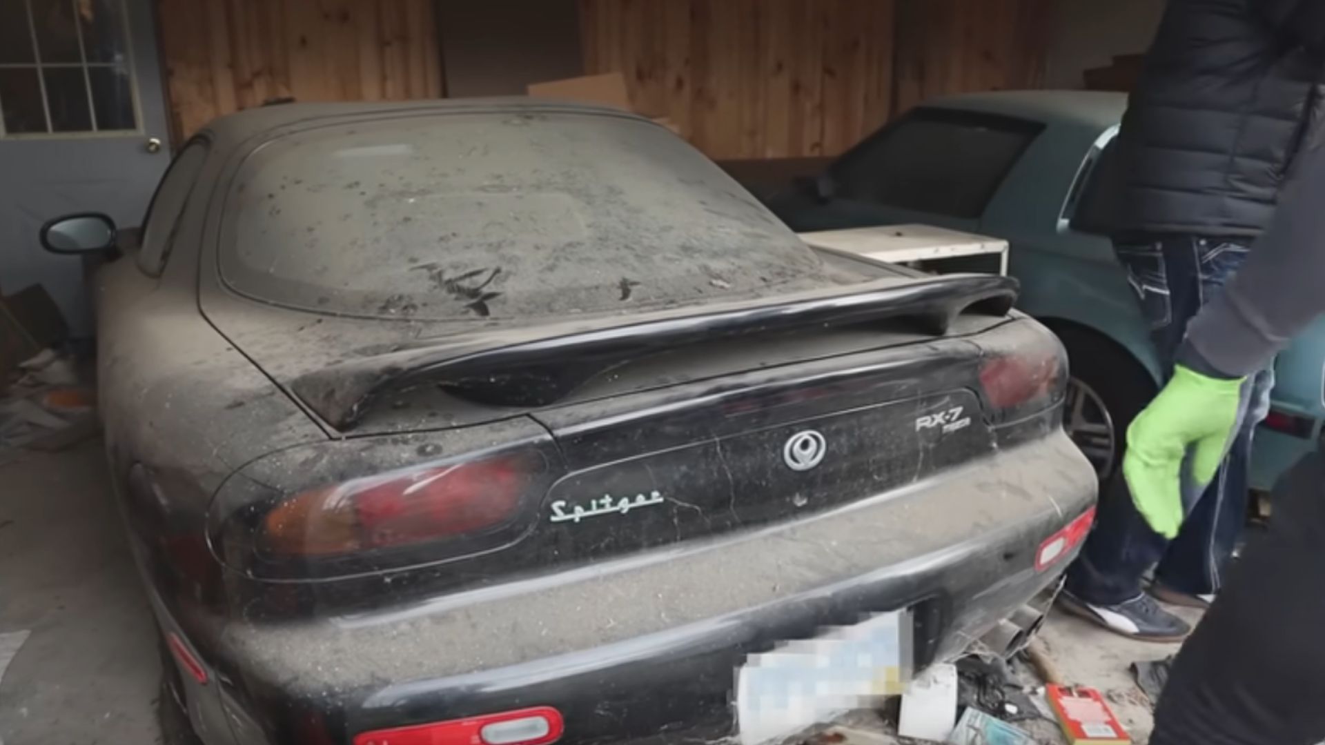 Filthy Mazda FD RX 7 Gets Fully Detailed