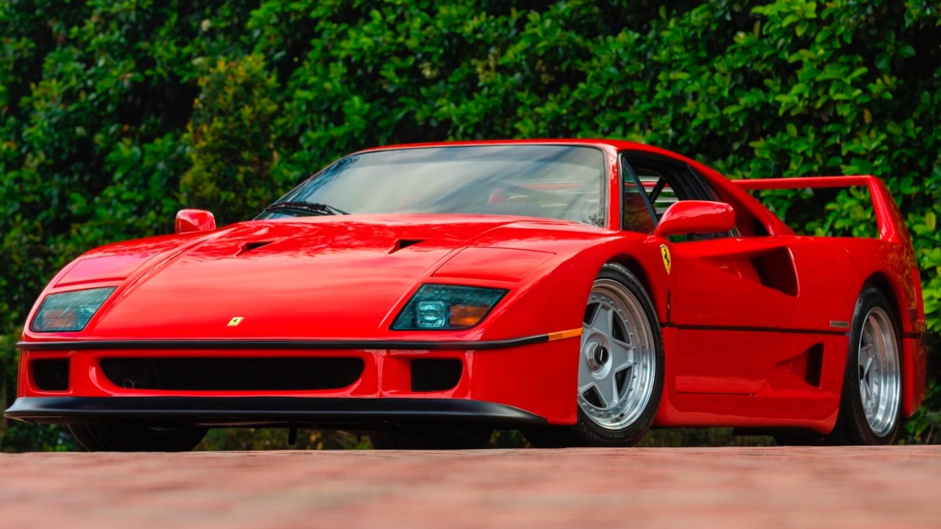 Mecum Glendale Features a Classic Ferrari F40