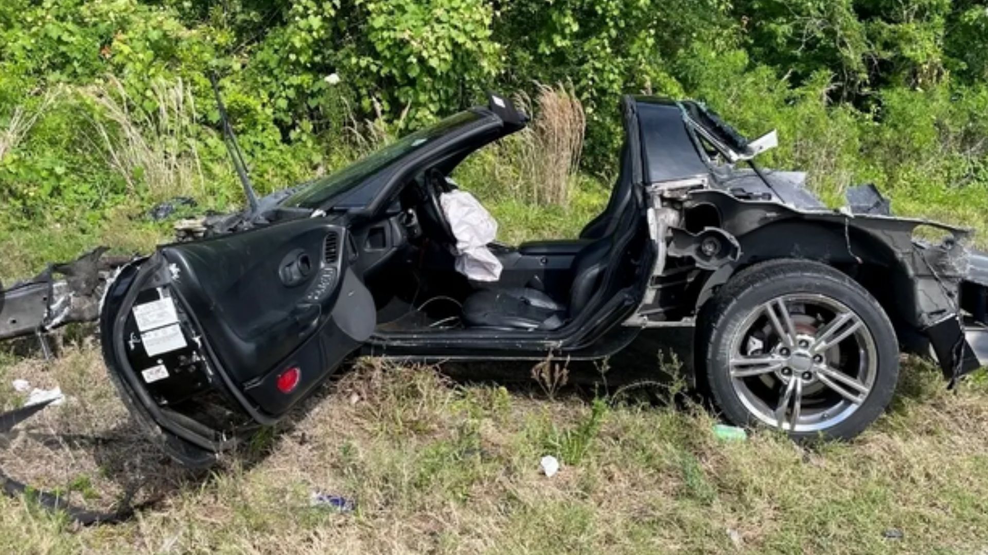 Florida Man Slams Corvette Into Highway Guardrail
