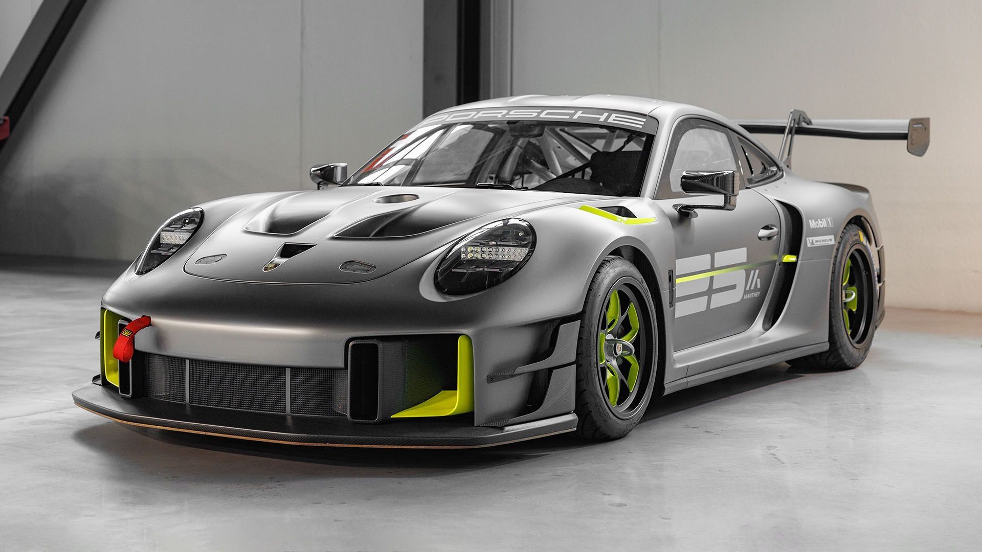 2019 Porsche GT2 RS Clubsport 25