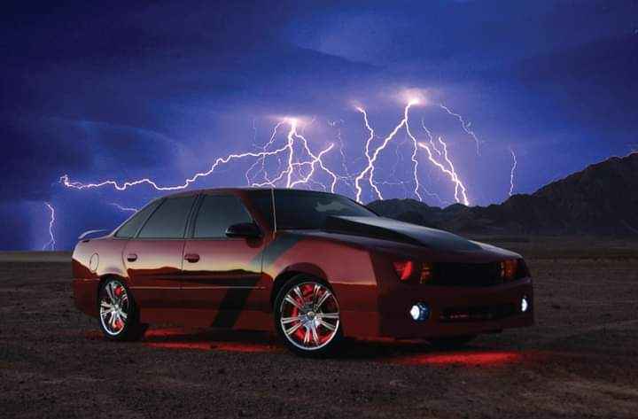 1991 Ford Taurus 'Tamaro' Mashup Hits Facebook Marketplace