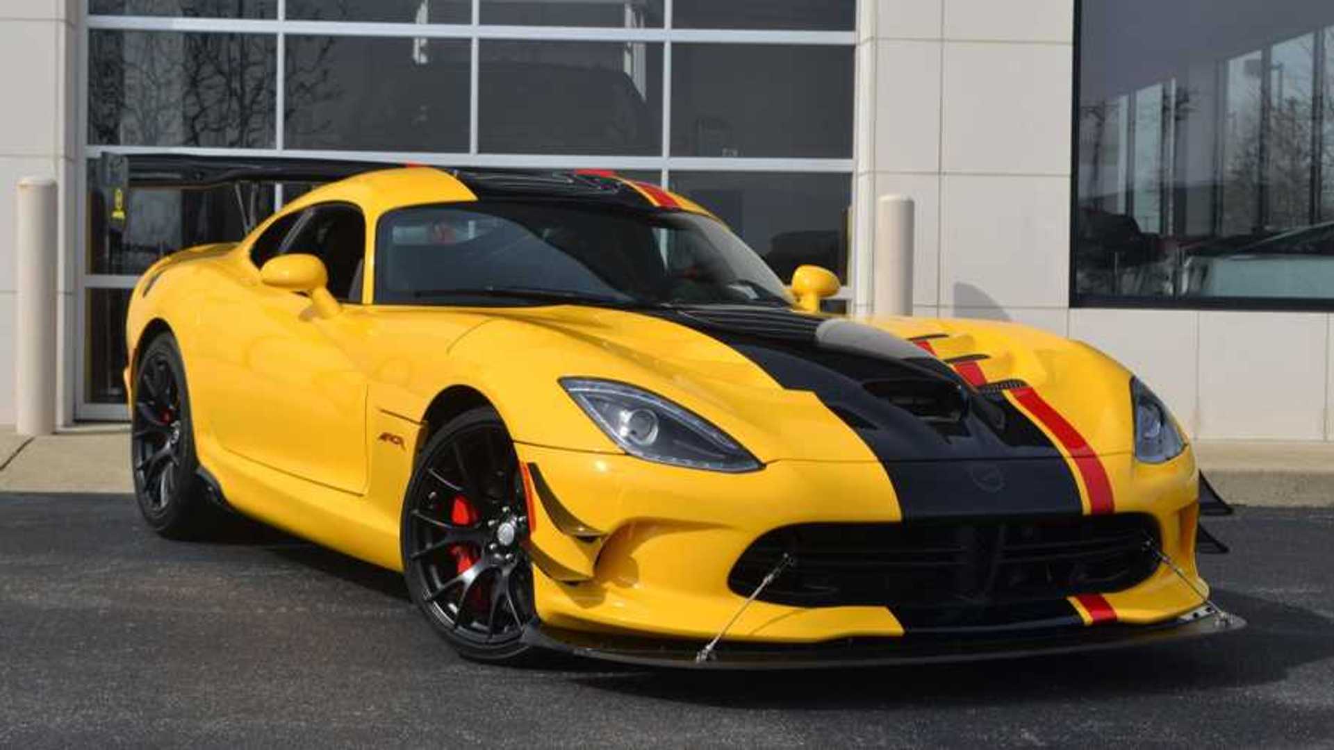 2016 Dodge Viper ACR Extreme: The Last Hurrah For The V10 Beast