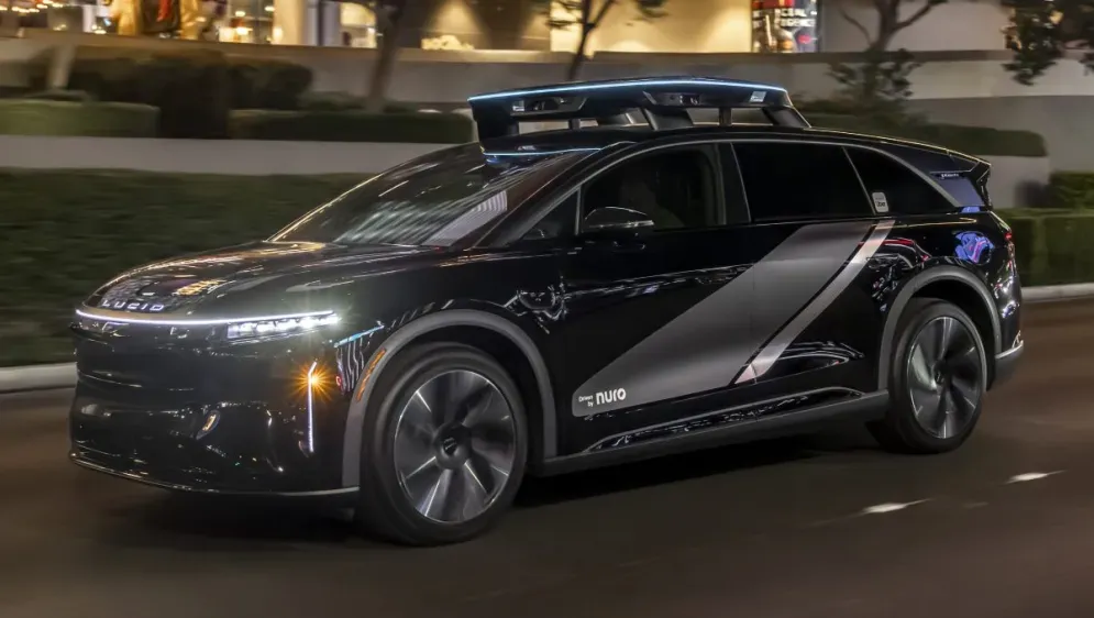 Lucid and Uber Reveal Gravity Robotaxi SUV at CES