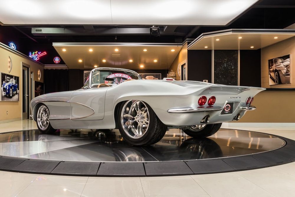 One-Off 1962 Chevrolet Corvette Restomod Is A Show Stopper