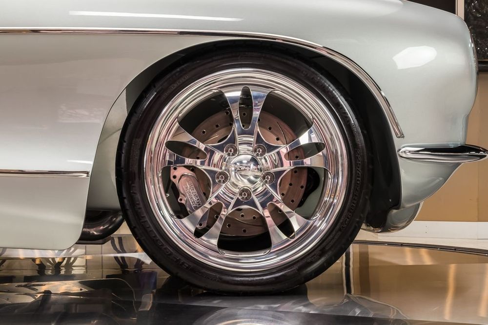 One-Off 1962 Chevrolet Corvette Restomod Is A Show Stopper