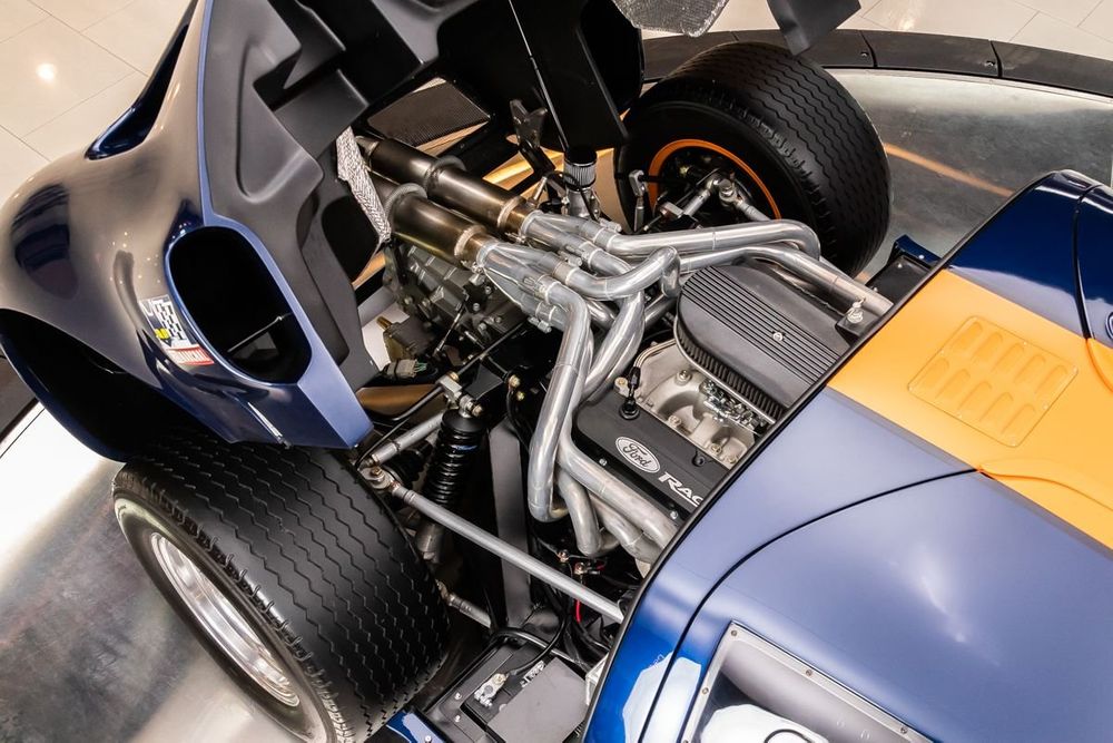 Demand All The Attention In This 1965 Ford GT40 By Superformance