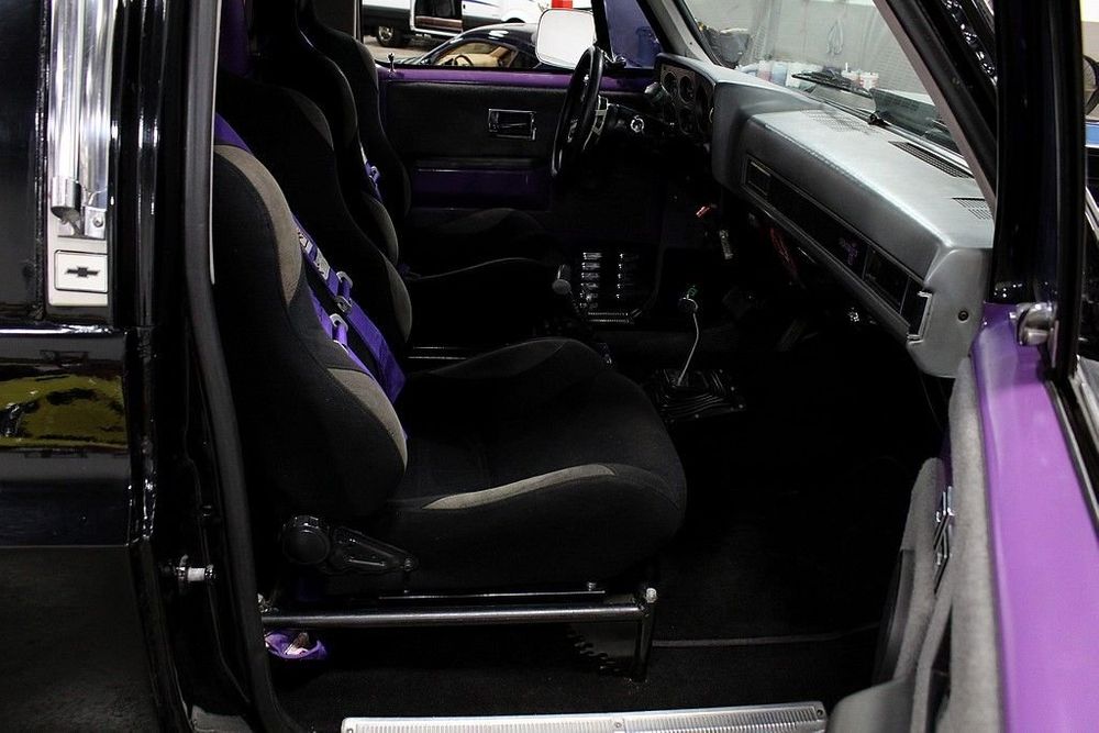 The Road Less Traveled Awaits In This Behemoth 1985 Chevy Blazer