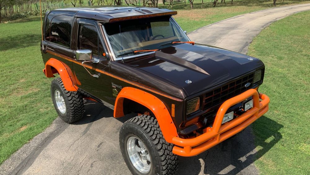 1988 Ford Bronco II Celebrates Harley-Davidson