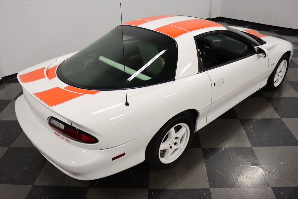 Own/Drive/Crush: '90s Pony Cars