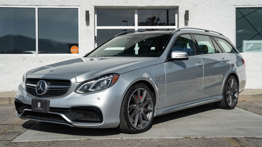 2014 Mercedes-Benz S212 E63 AMG-S