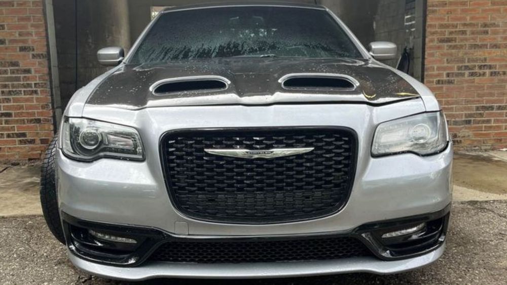 Facebook Marketplace Find: 2018 Chrysler 300 Hellcat