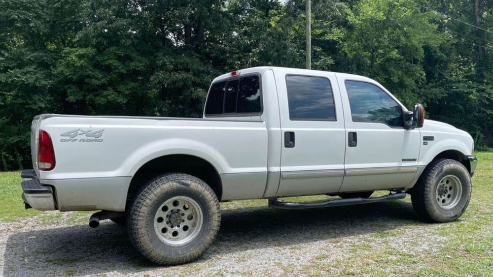 Ford Loses $1.7 Billion Lawsuit Over Fatal F-250 Rollover