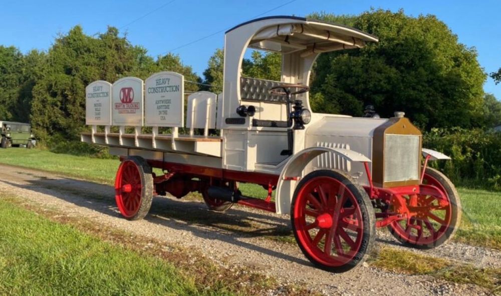 Rare Vintage Trucks Highlight Aumann Auctions