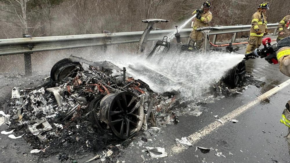 Tesla Model S Burns To Ground In Pennsylvania