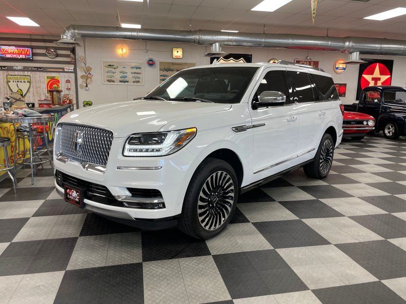 2020 Lincoln Navigator Is Literally Bulletproof