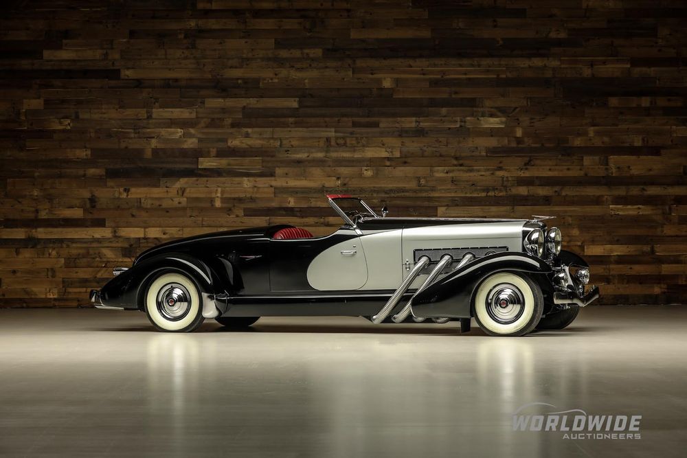 Worldwide Auctioneers Is Selling A Stunning 1980 Duesenberg II ...