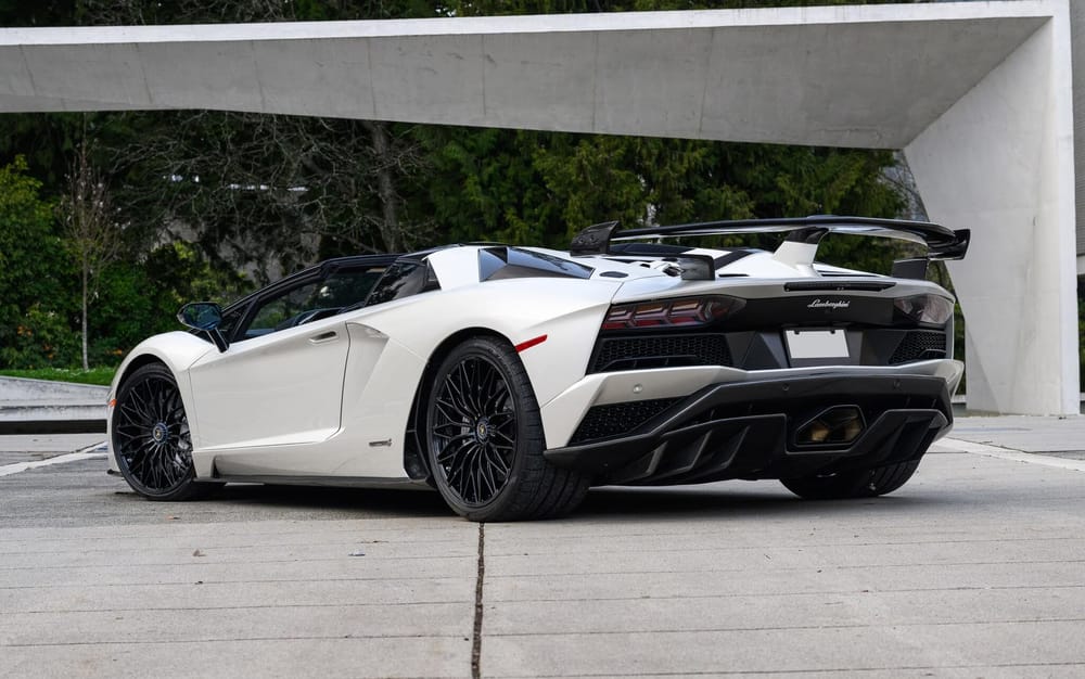 PcarMarket Is Selling This Stunning Lamborghini Aventador