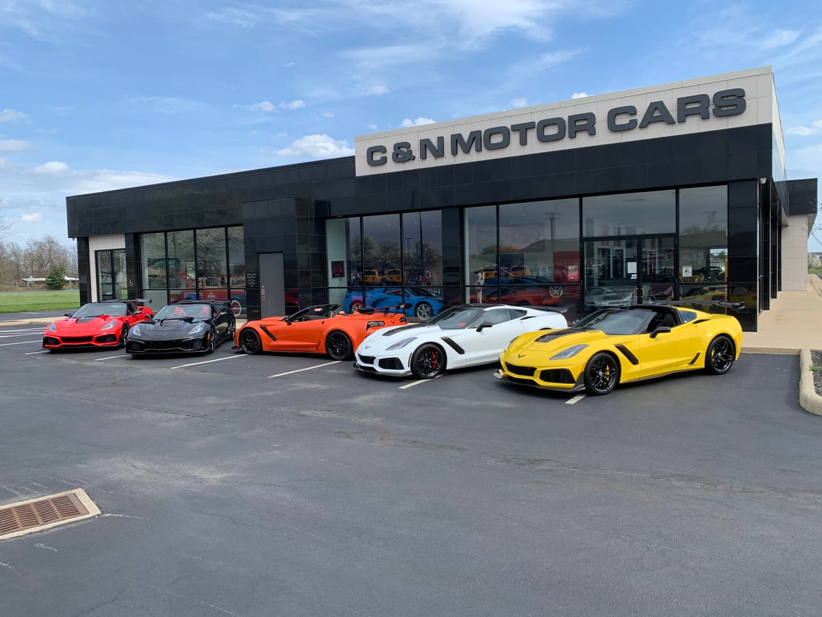 C7 ZR1 Beats Ford GT At Its Own Game