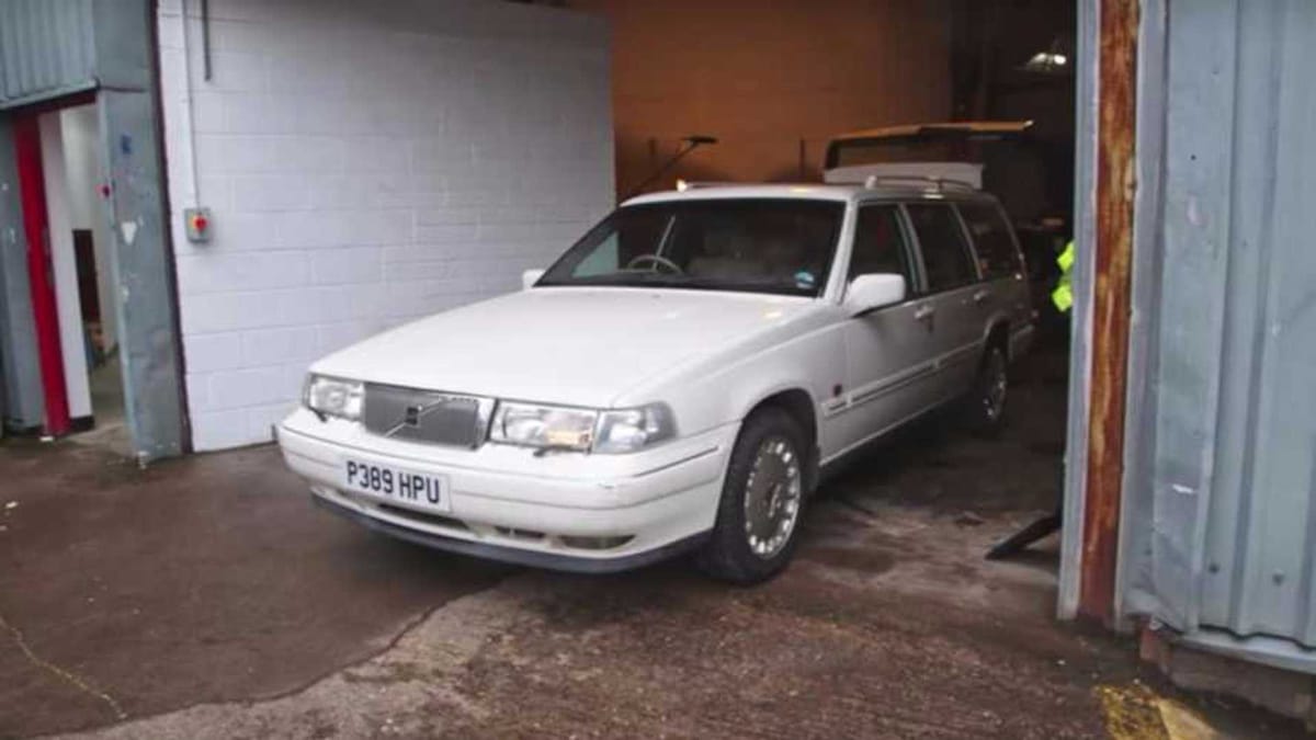 Meet The Hollywood Actor Who Loves £500 Volvos