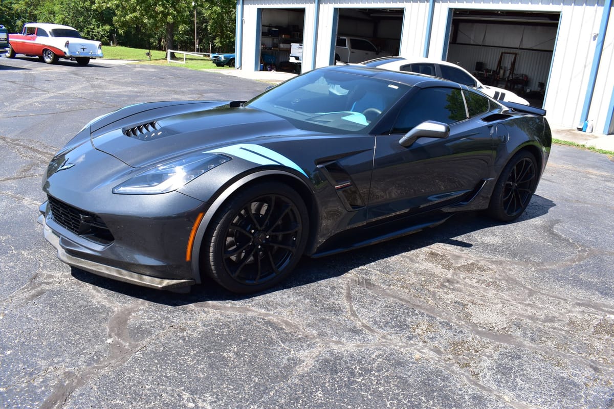 Maple Brothers Oklahoma City Auctions Has Corvettes