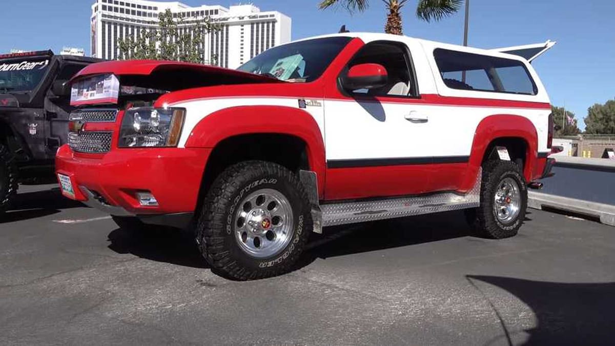 Custom Chevrolet Silverado Is A Retro K5 Blazer