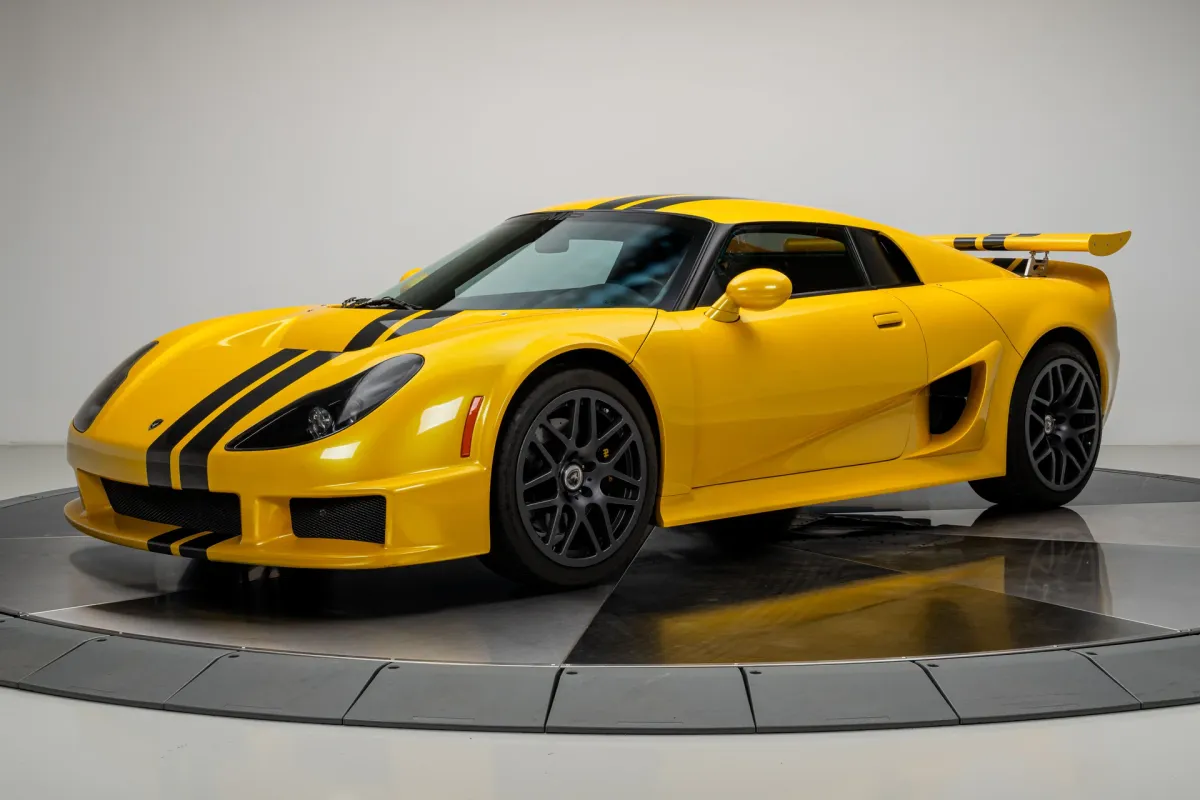 Rare SePang Yellow 2009 Rossion Q1 From RK Motors