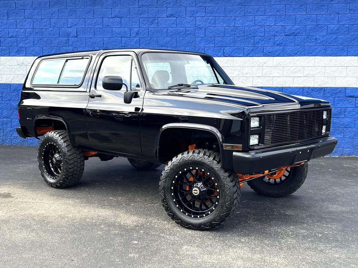 1984 Chevy K10 Blazer Roars