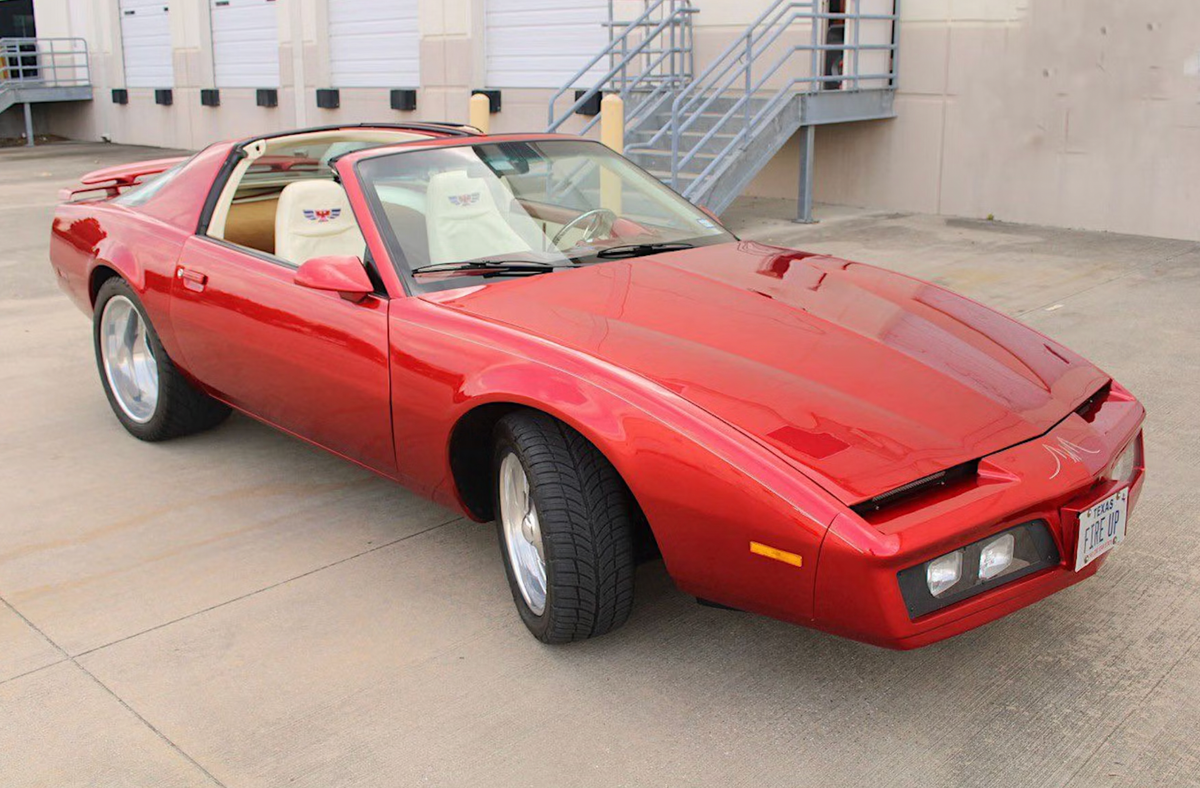 Custom LS3-Powered 1983 Pontiac Firebird Heads to Auction with No Reserve