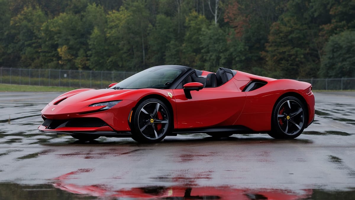 Ferrari’s SF90 Spider Blends Hypercar Power With Open-Air Luxury