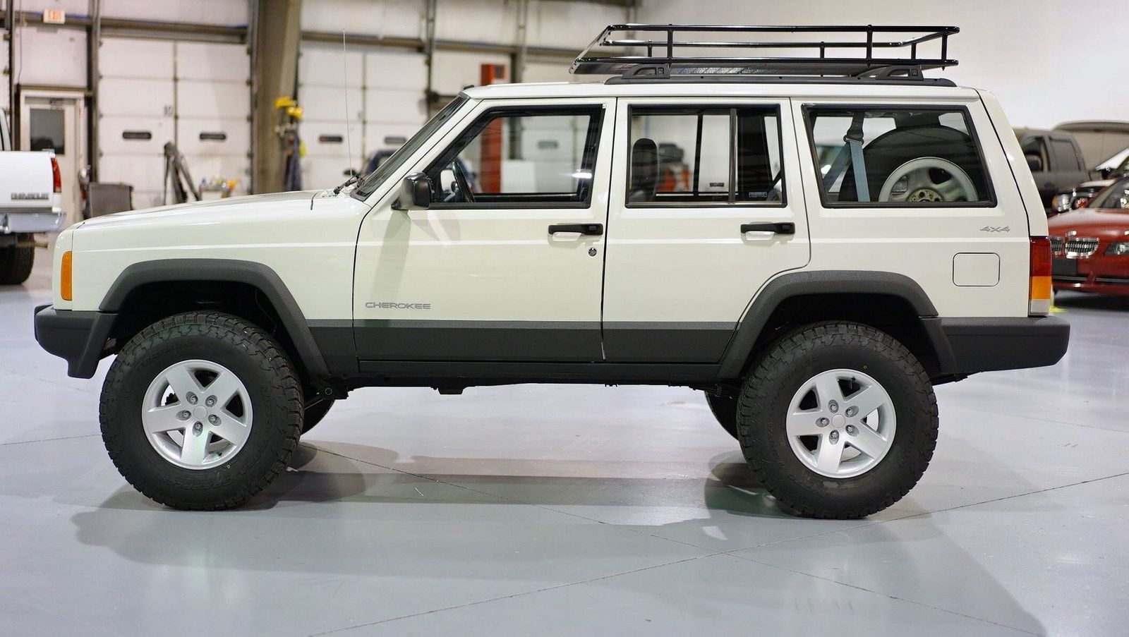 Hit The Trails In This Built 1998 Jeep Cherokee