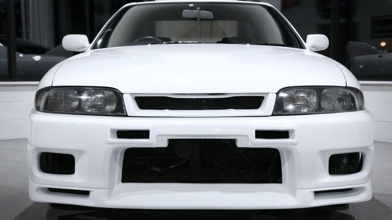 Enjoy Affordable Performance With A 1993 Nissan R33 Skyline GTS-T