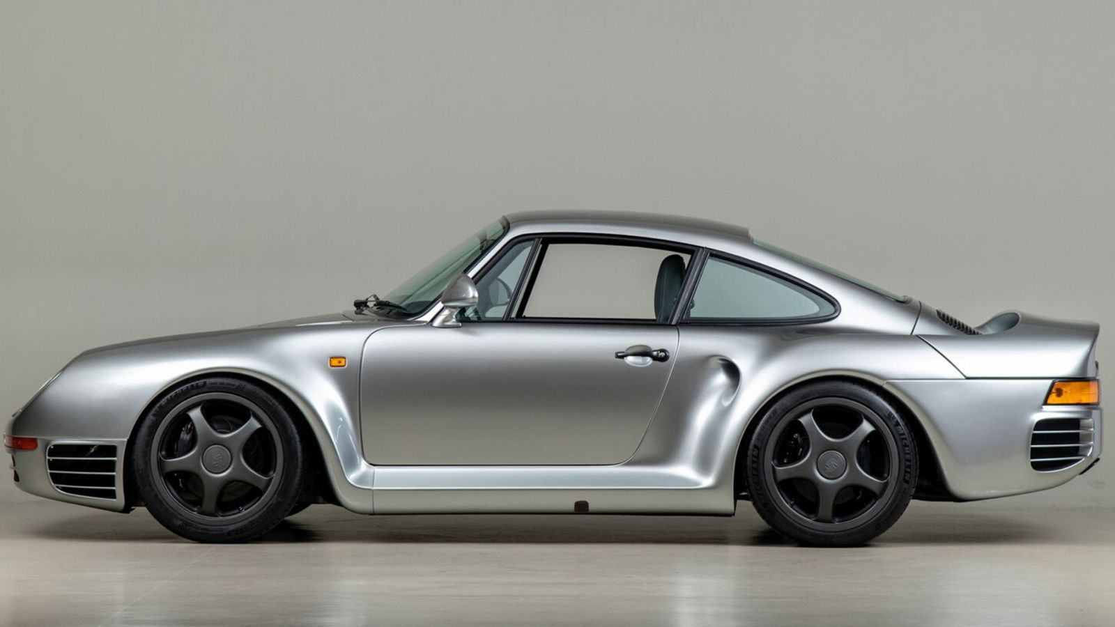 Canepa Created A Restomod Porsche 959