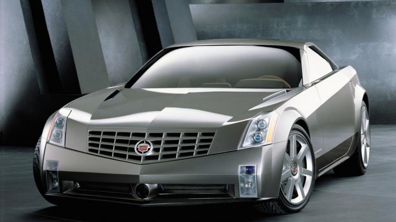 Cadillac XLR: The Turnaround Sports Car