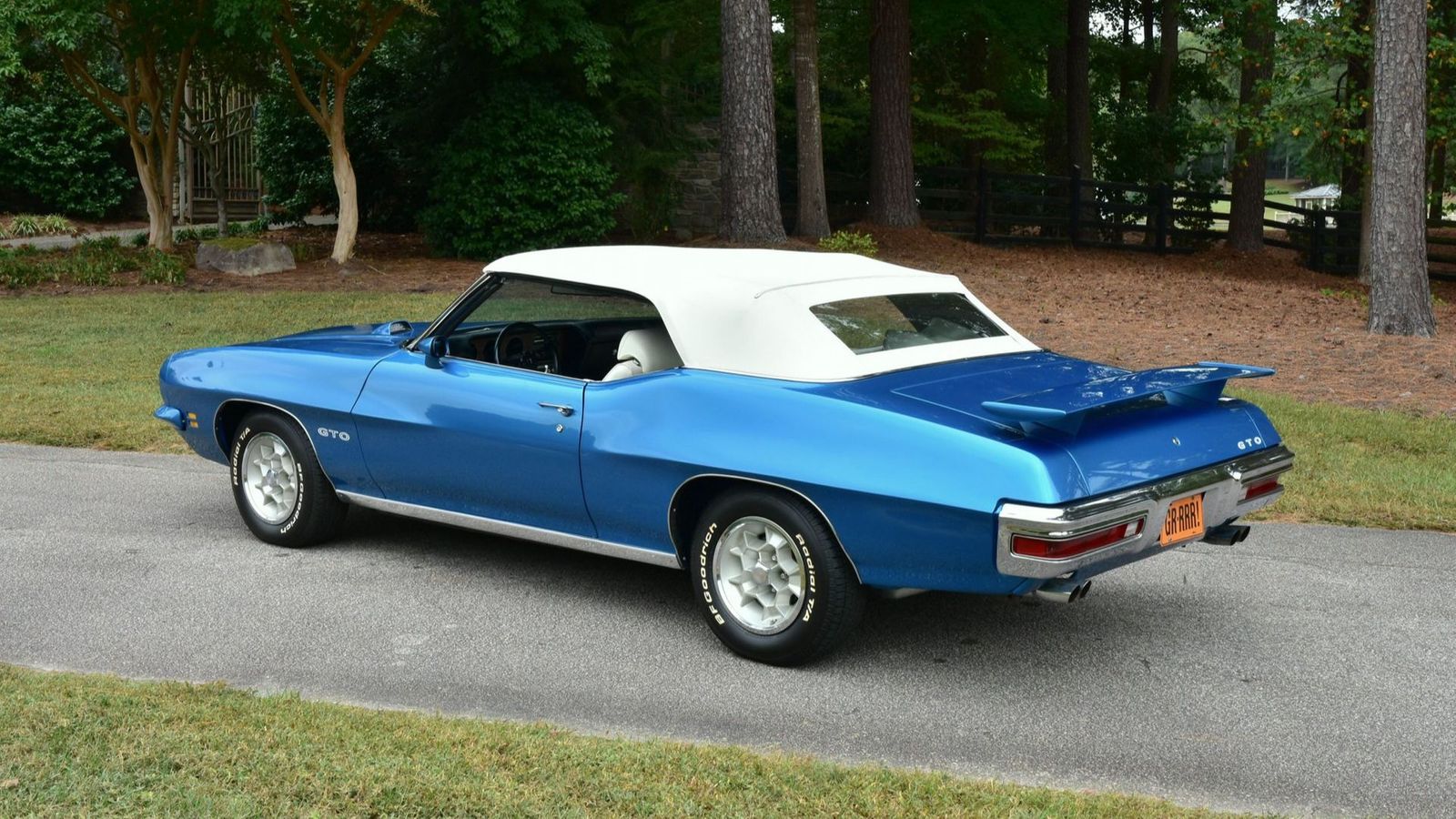 Enjoy The Fresh Air Cruising In A 1971 Pontiac GTO Convertible Enjoy The Fresh Air Cruising In A 1971 Pontiac GTO Convertible