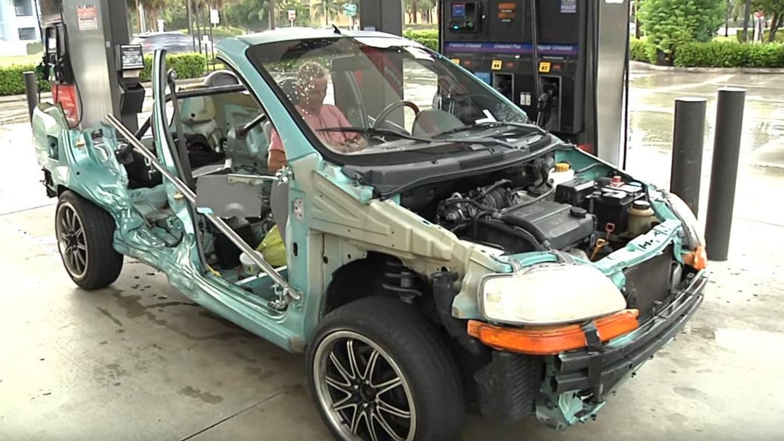 Florida Man Drives Bizarre Chopped Car For An Unbelievable Reason