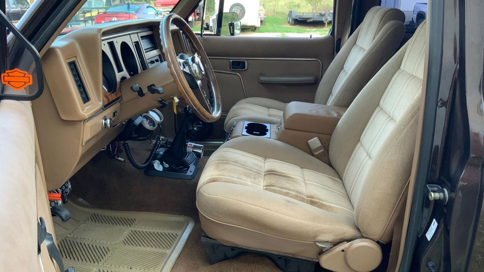 1988 Ford Bronco II Celebrates Harley-Davidson