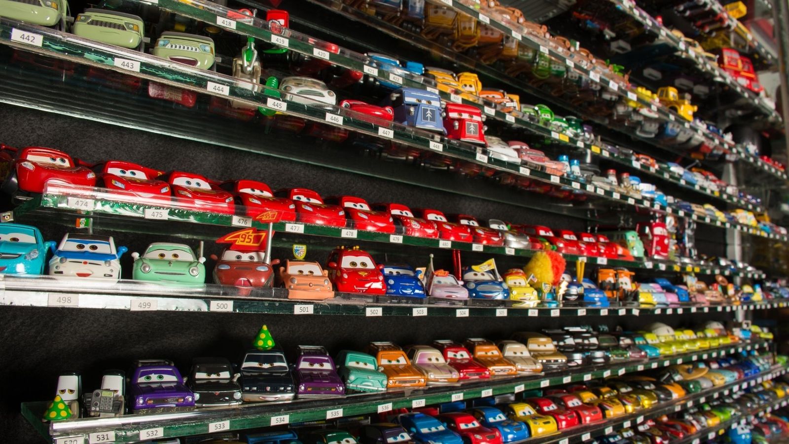 Mexican Man Owns The Largest Cars Memorabilia Collection
