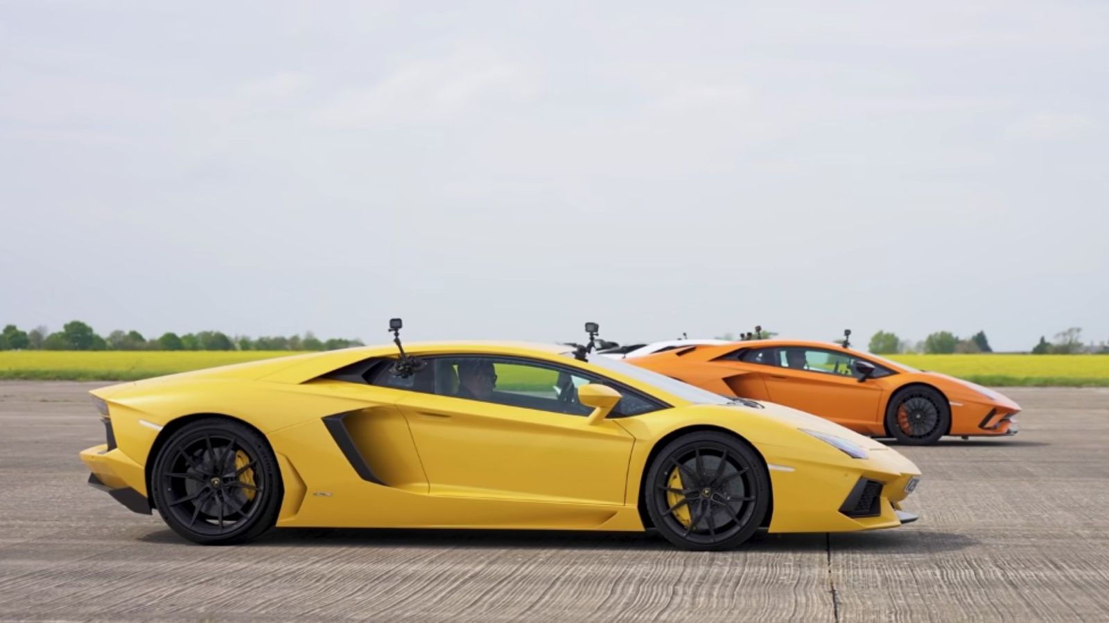 All The Lamborghini Aventadors Race