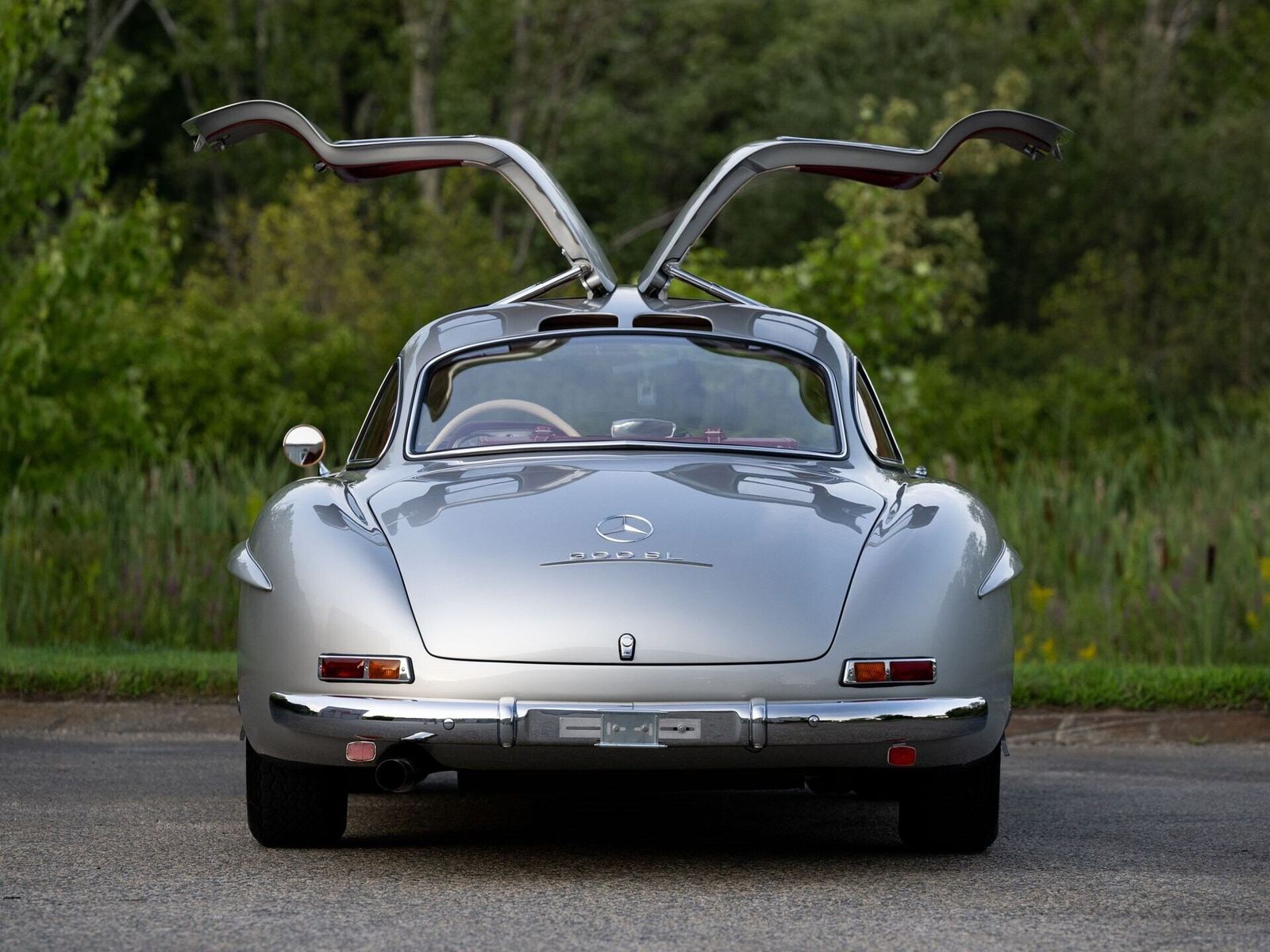 1955 Mercedes 300 SL Gullwing Is A Rare Alloy-Bodied Classic