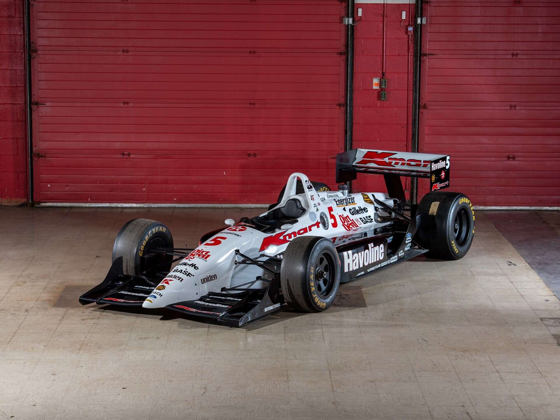 Be At The Front of The Grid in This Lola-Ford-Cosworth