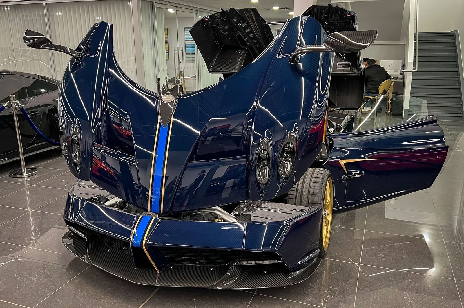 PCarmarket Is Selling A Stunning Pagani Huayra Roadster